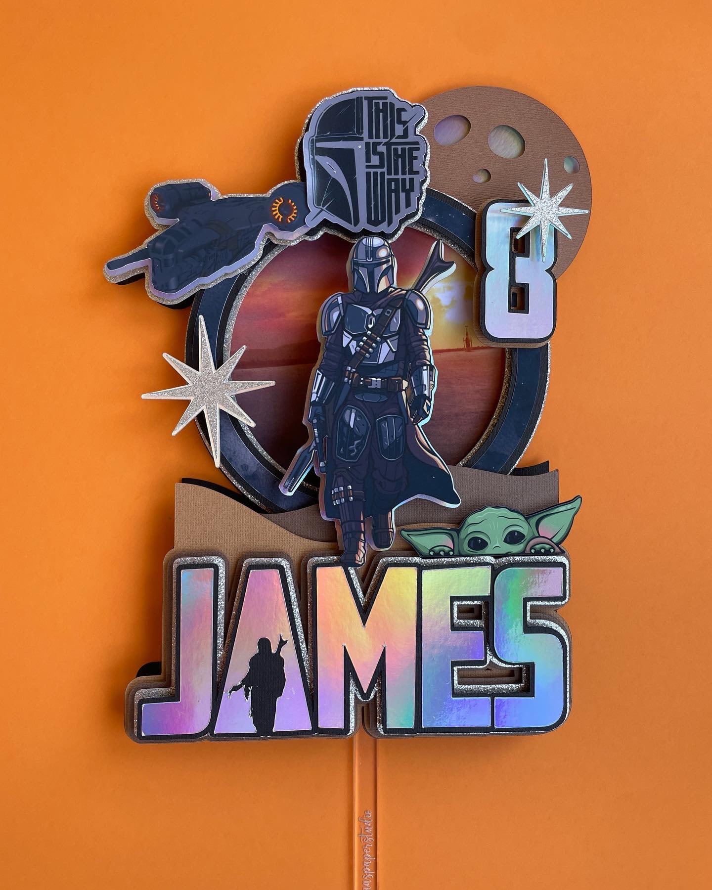 Mandolorian Cake Topper, Mandolorian party decorations | SeniaasPaperStudio